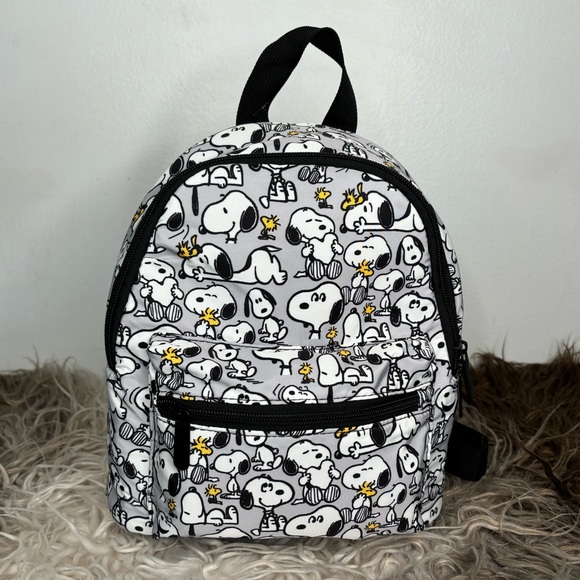 Peanuts | Bags | Snoopy Woodstock Peanuts Small Backpack Bioworld Gray ...